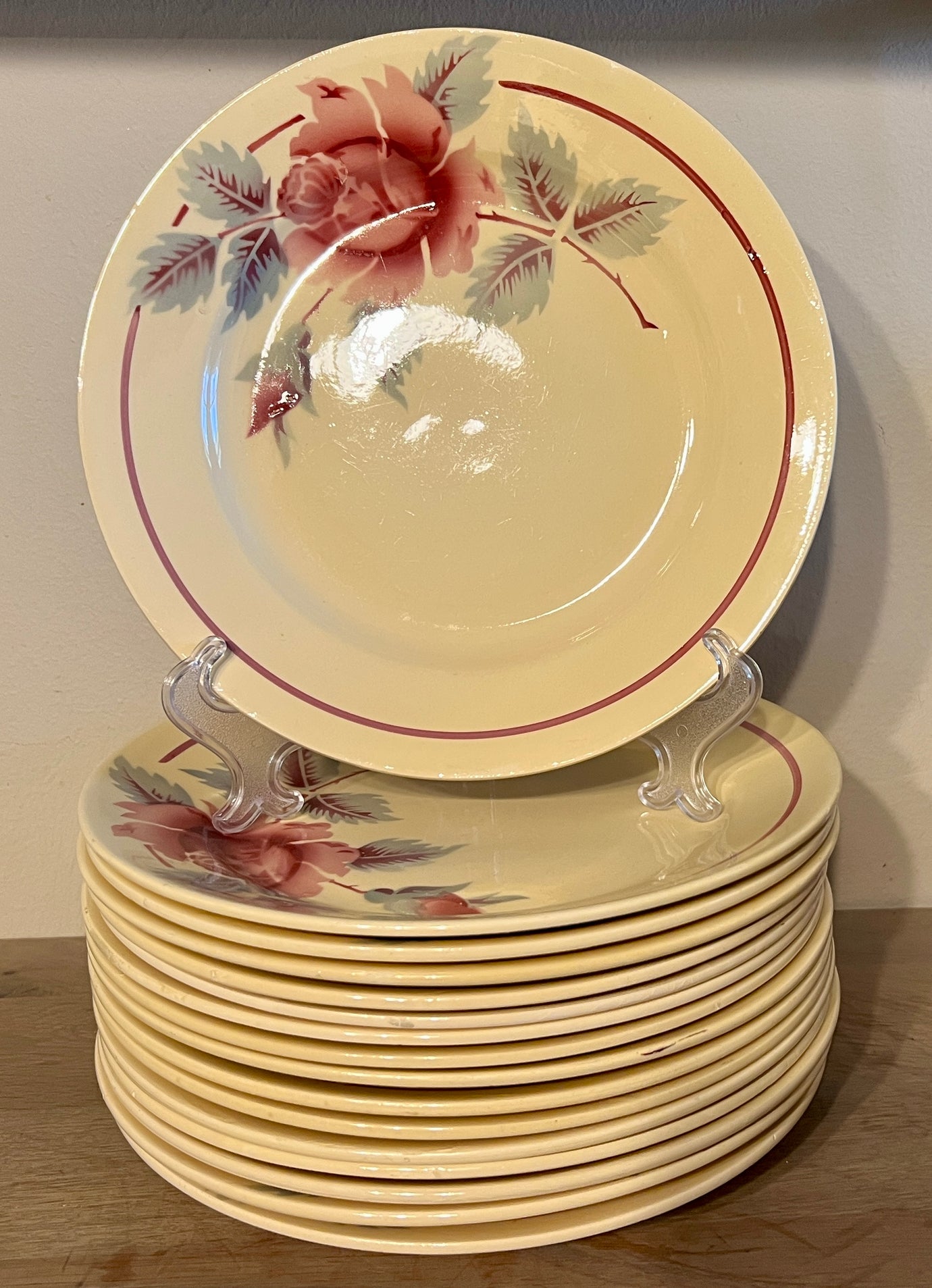 Dinerbord / Eetbord - ongemerkt maar Moulin des Loups - décor met roze ...